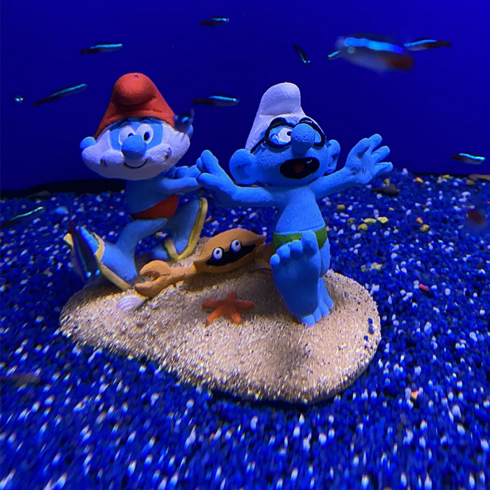 Collectible figurine Aqua Della The Smurfs, attacked by a crab (2022)