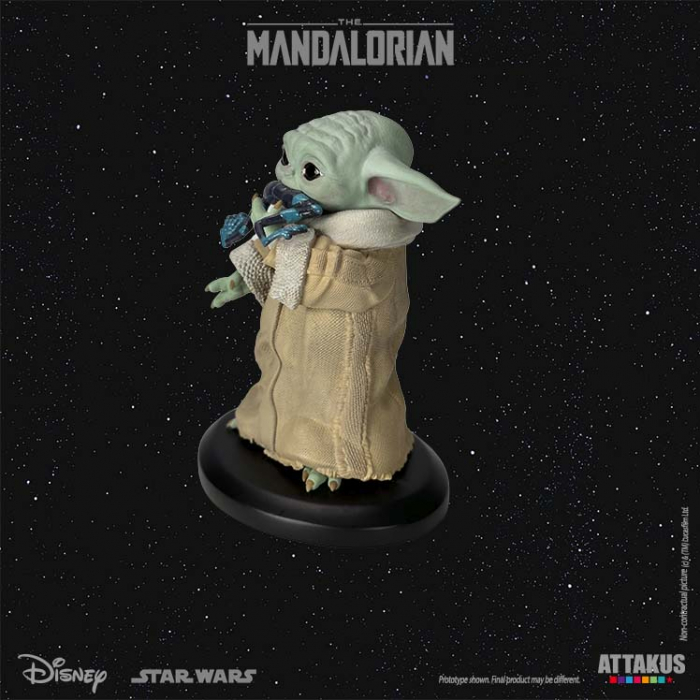 Classic collectible figurine Attakus Star Wars Grogu eating the Frog 1/ ...