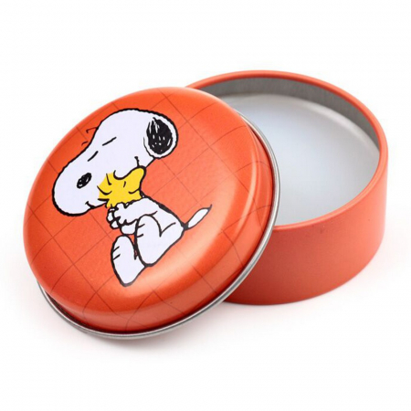 Bálsamo labial Peanuts Snoopy en cajita de estaño (Fresa)